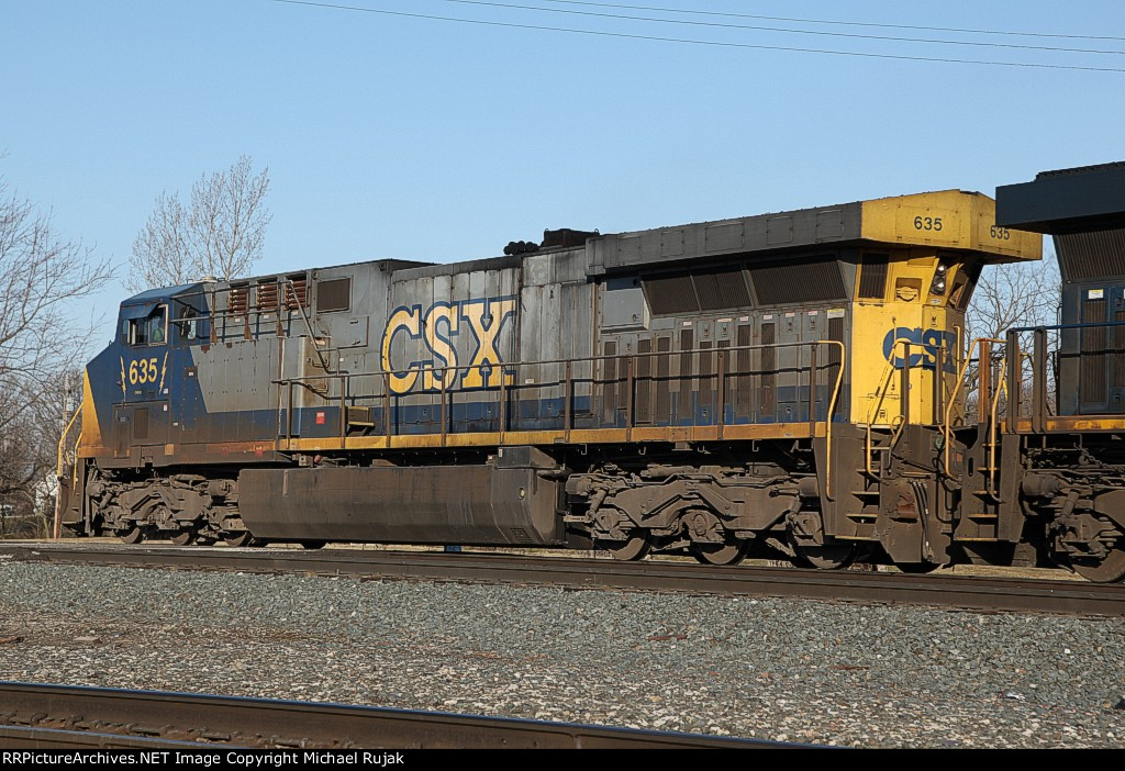 CSX 635